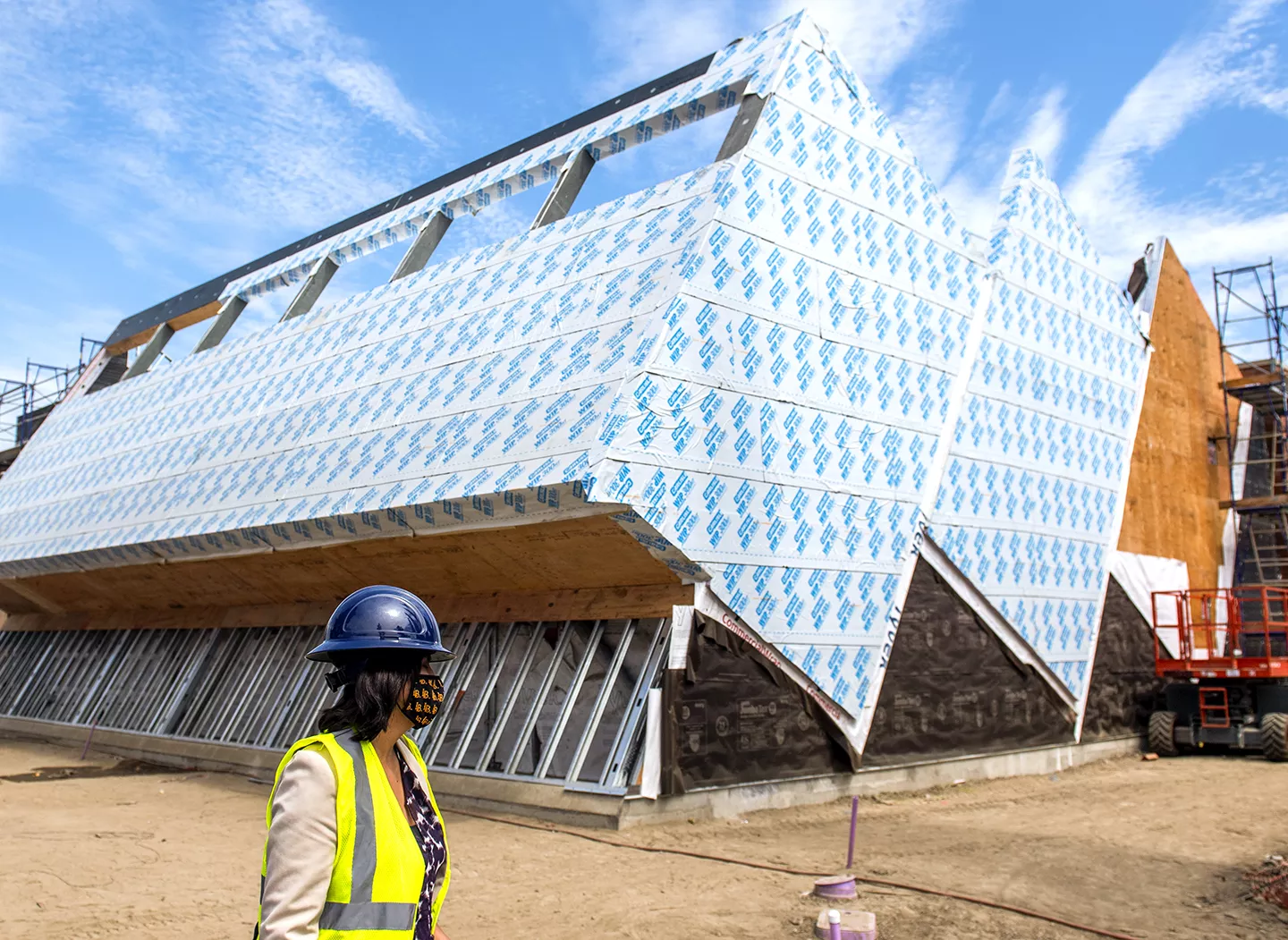Construction at massive new CSULB art museum promises more art and ...